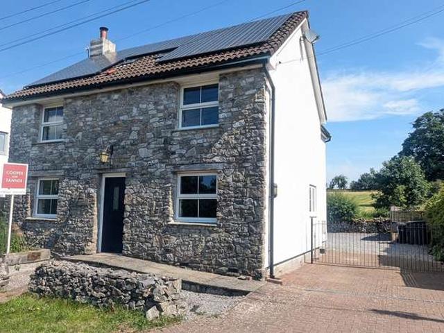 2 Bedroom Cottage House