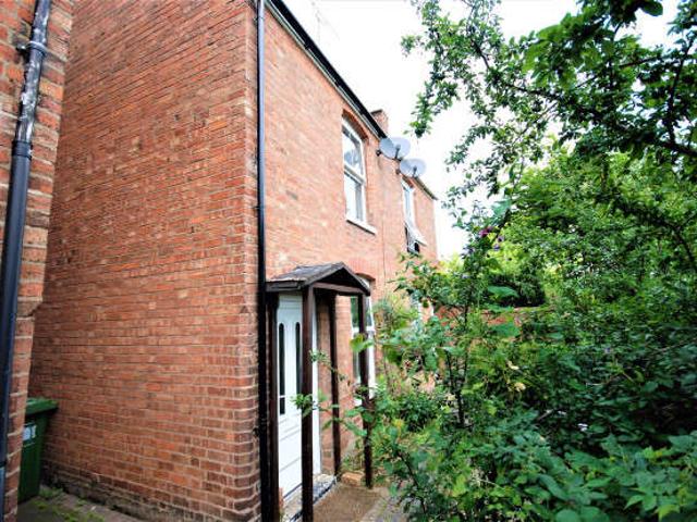 2 Bedroom Cottage House