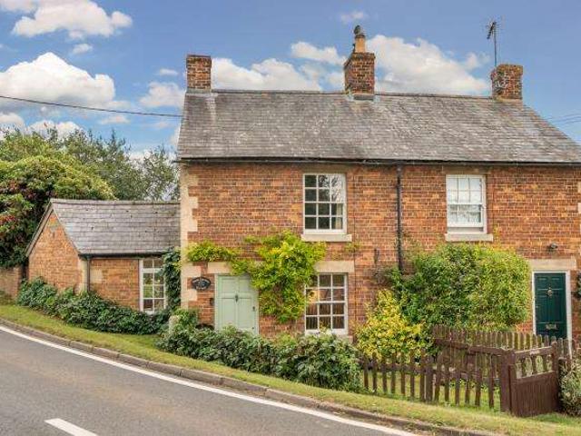 2 Bedroom Cottage House