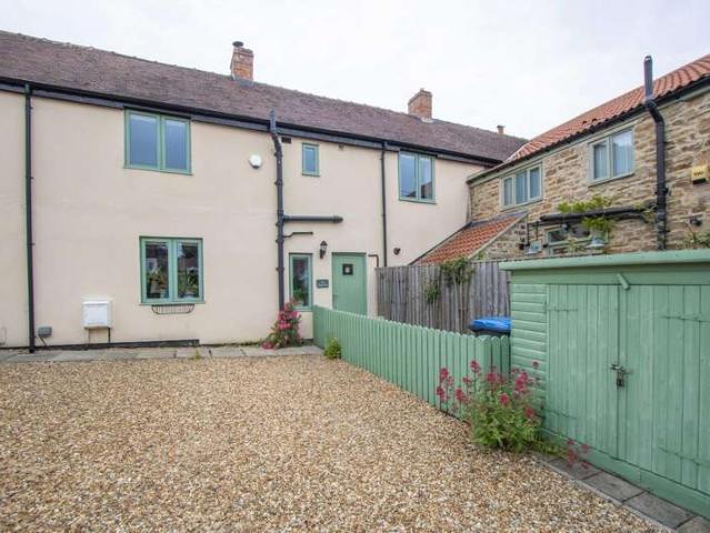 2 Bedroom Cottage House