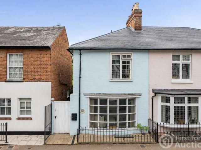 2 Bedroom Cottage House