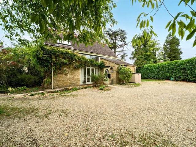 2 Bedroom Cottage House