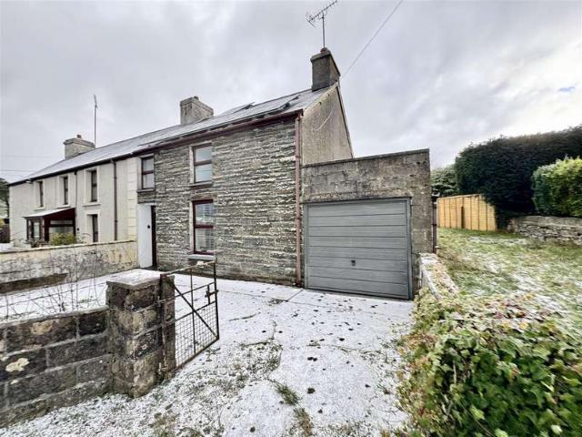 2 Bedroom Cottage House