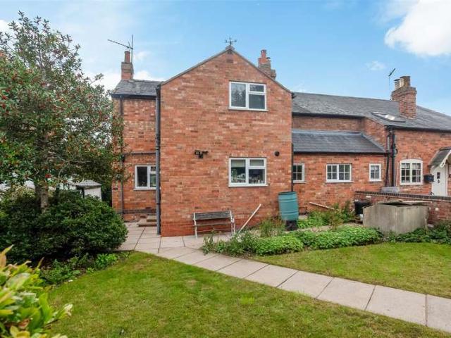 2 Bedroom Cottage House