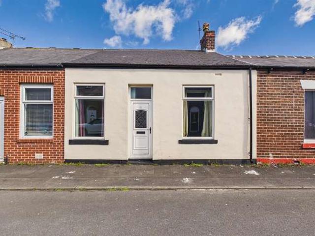 2 Bedroom Cottage House