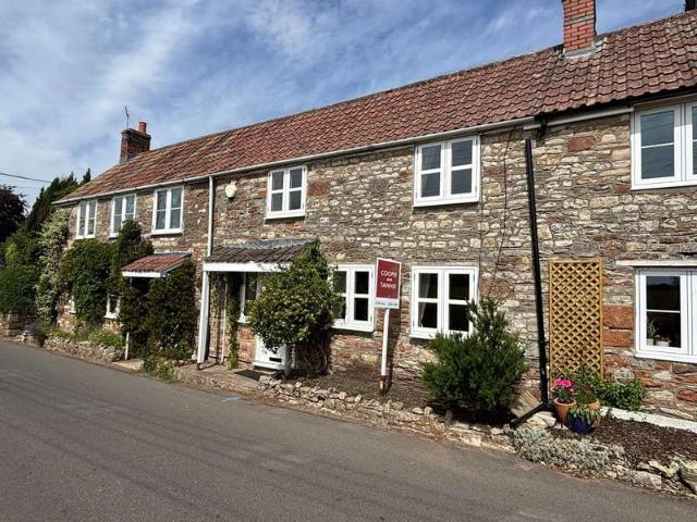 2 Bedroom Cottage House