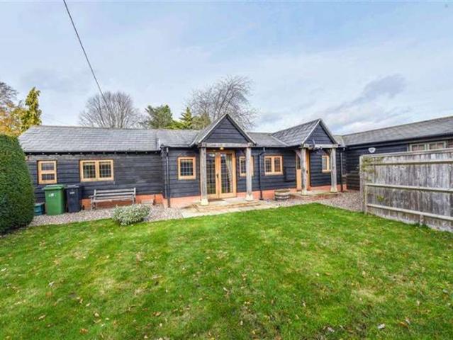 2 Bedroom Cottage House
