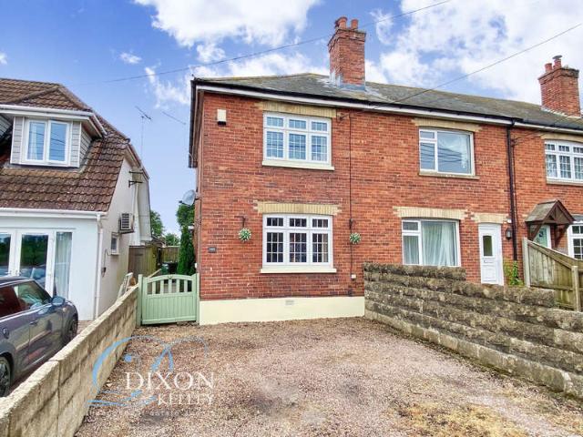 2 Bedroom Cottage House