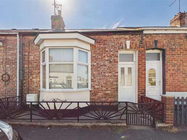 2 Bedroom Cottage House