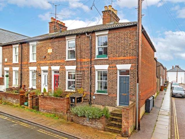 2 Bedroom End Of Terrace House