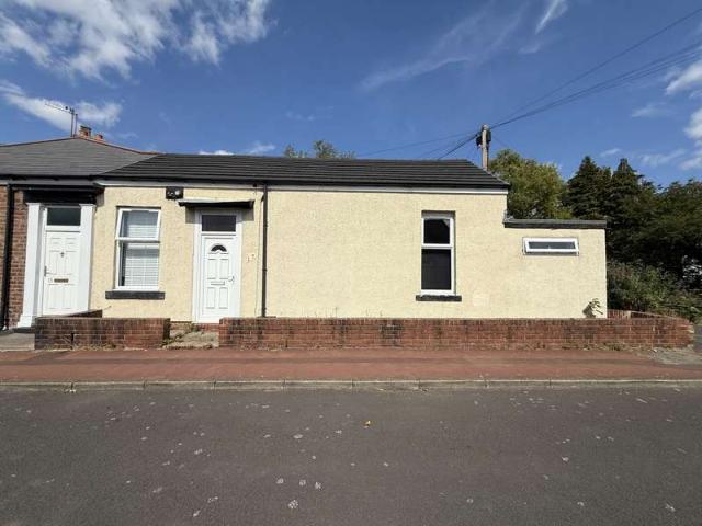 2 Bedroom Cottage House