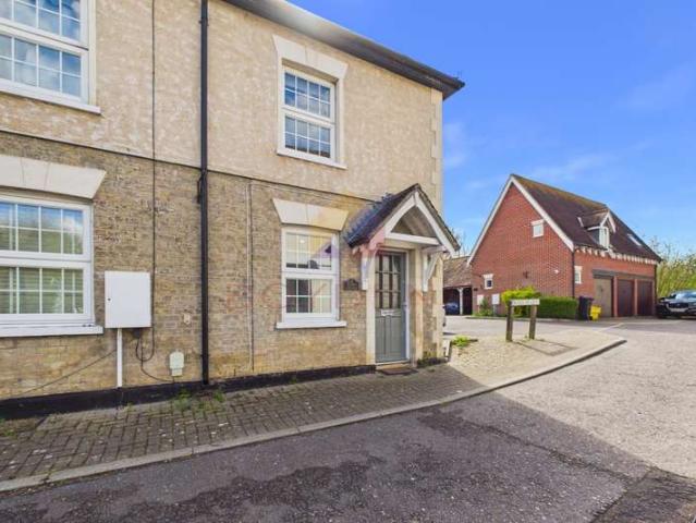 2 Bedroom Cottage House