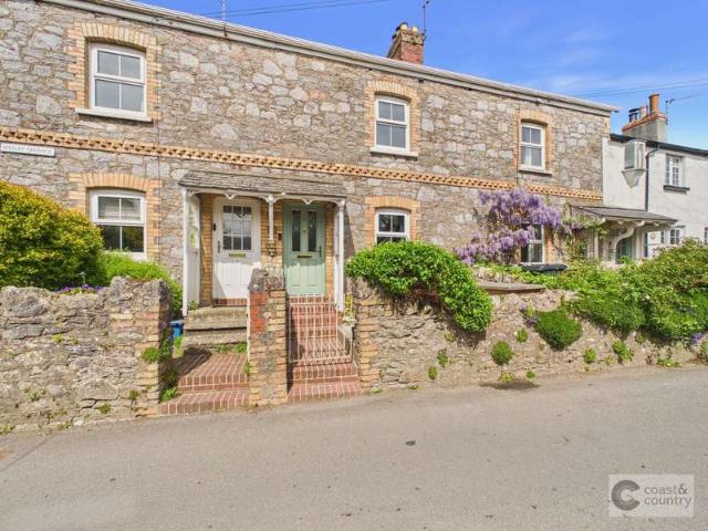 2 Bedroom Cottage House