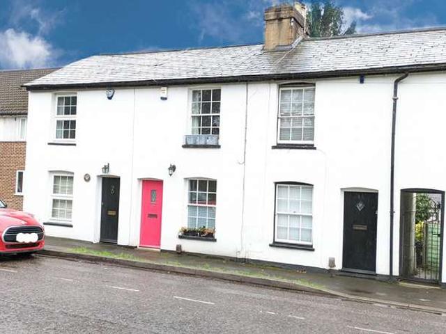 2 Bedroom Cottage House
