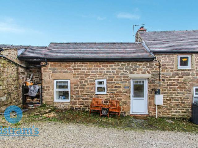 2 Bedroom Cottage House