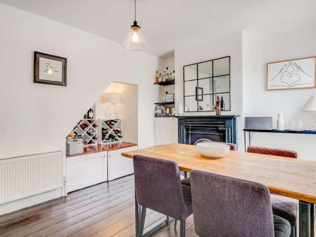 2 Bedroom Cottage House