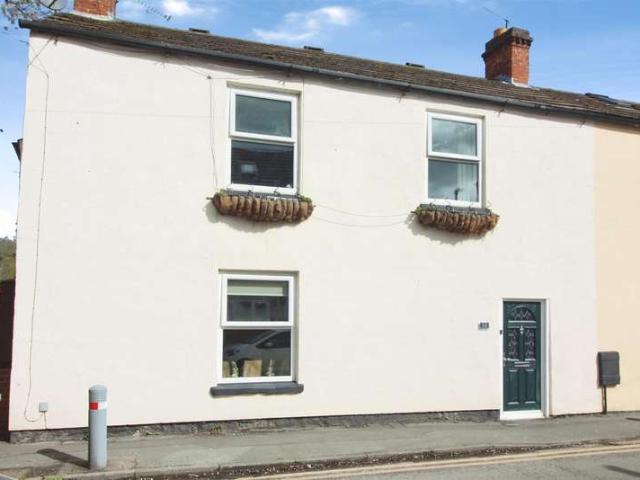2 Bedroom Cottage House