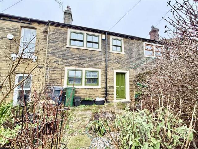 2 Bedroom Cottage House