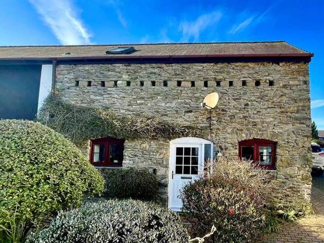 2 Bedroom Cottage House