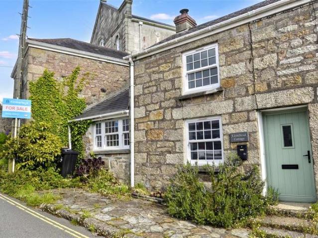 2 Bedroom Cottage House