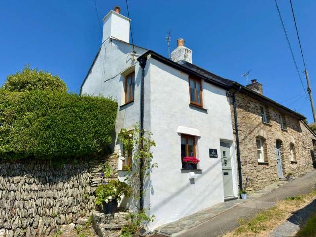 2 Bedroom Cottage House