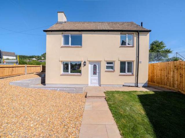 2 Bedroom Cottage House