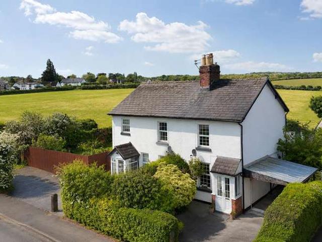 2 Bedroom Cottage House