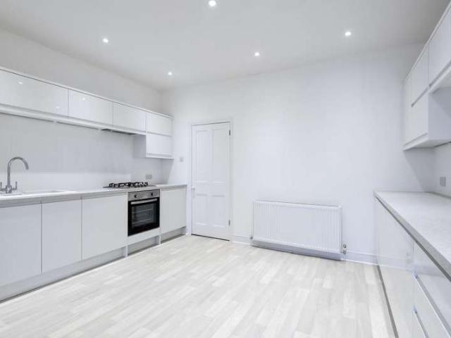 2 Bedroom Cottage House