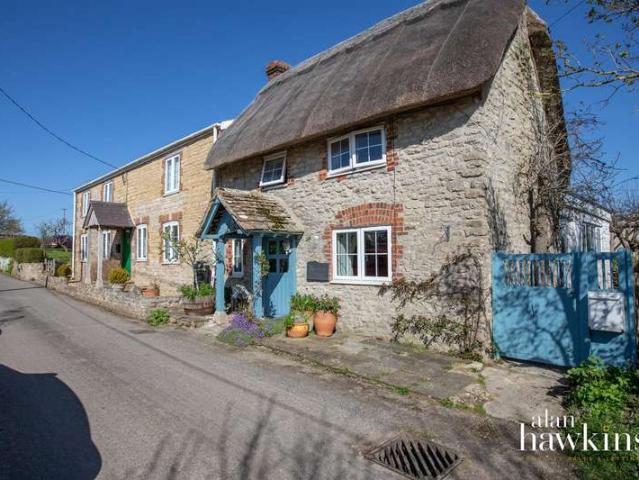 2 Bedroom Cottage House