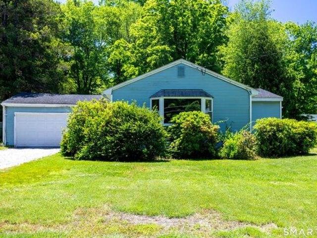 2 bedroom, Coventry CT 06238 105142455