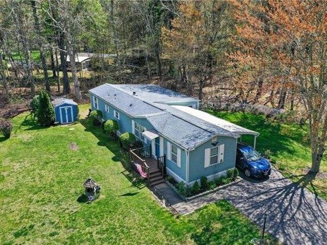 2 bedroom, Coventry RI 02816 105109788