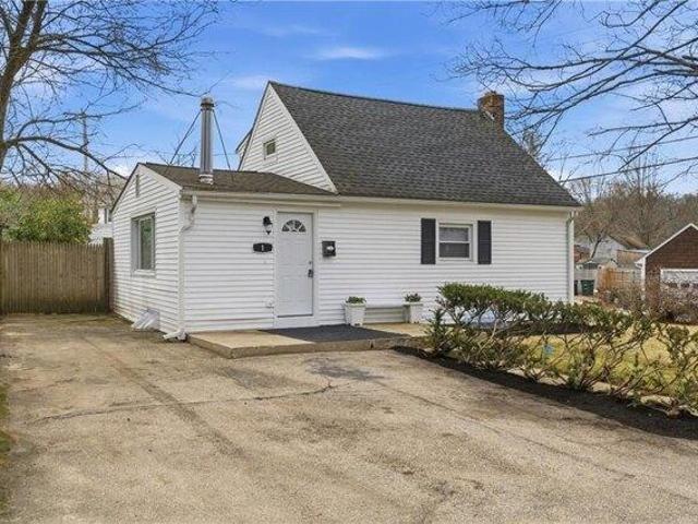 2 bedroom, Coventry RI 02816 102061150