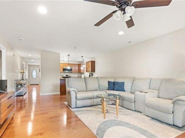 2 bedroom, Coventry RI 02816 103927871
