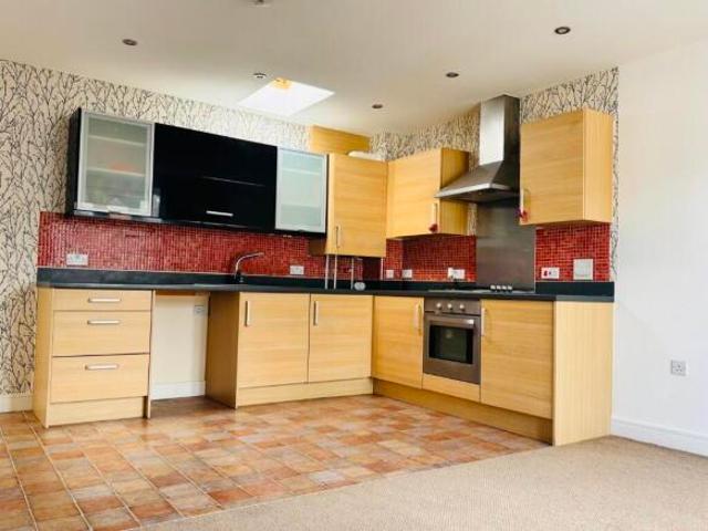 2 bedroom coach house for rent in Coles Mews, Exeter, Devon, EX2