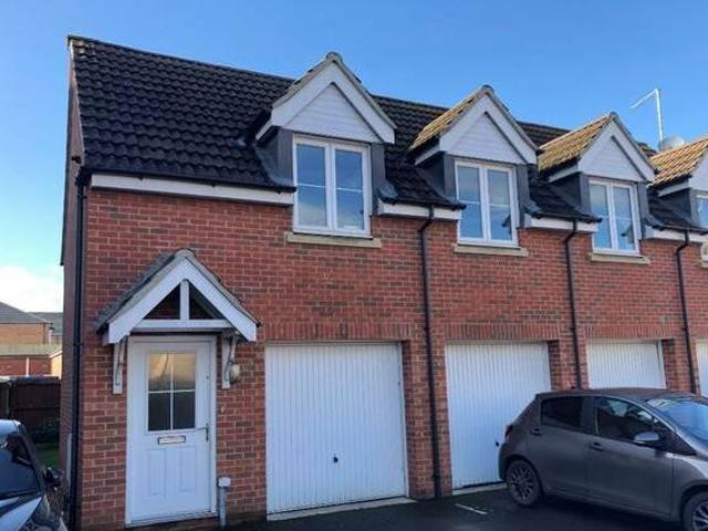 2 bedroom coach house for rent in Manning Road Bourne Lincolnshire PE10