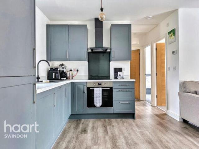 2 bedroom coach house for rent in New Dawn Place, Swindon, SN1