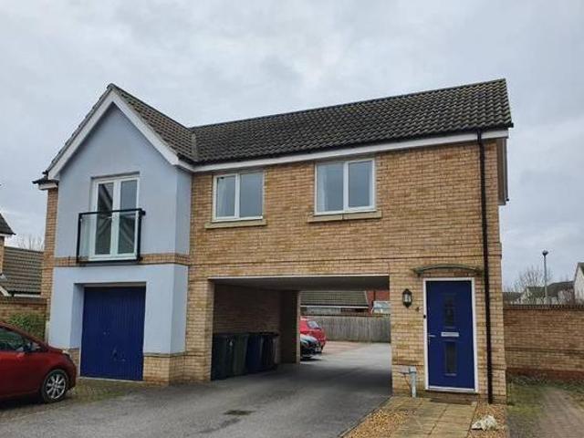 2 bedroom coach house for rent in Vickers Way CB23