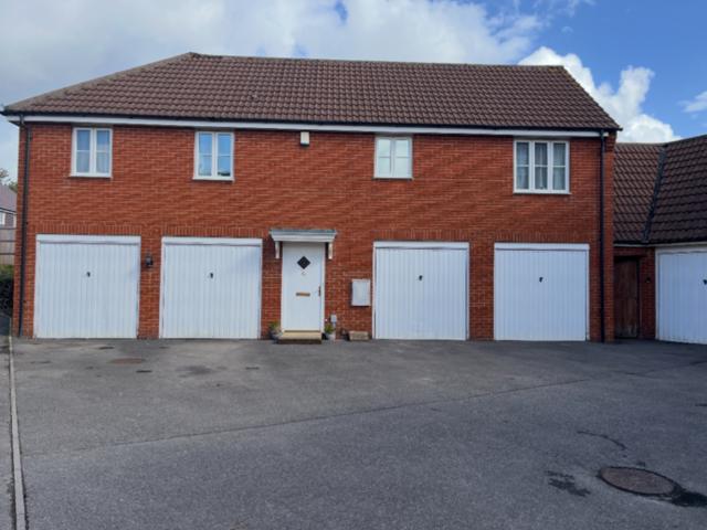 2 bedroom coach house for sale