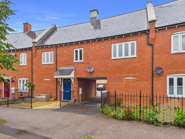 2 bedroom coach house for sale