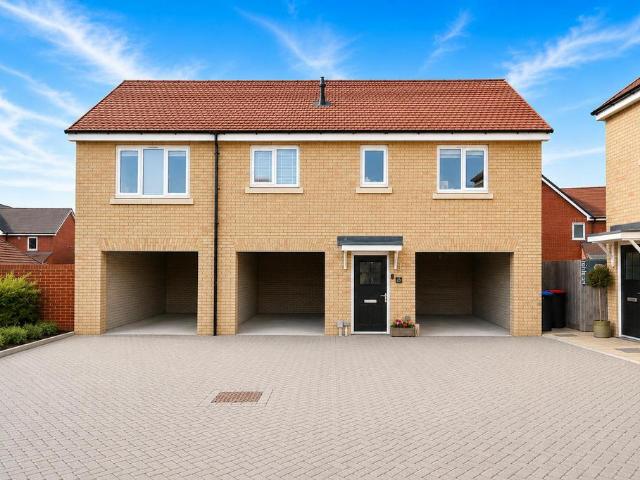 2 bedroom coach house for sale