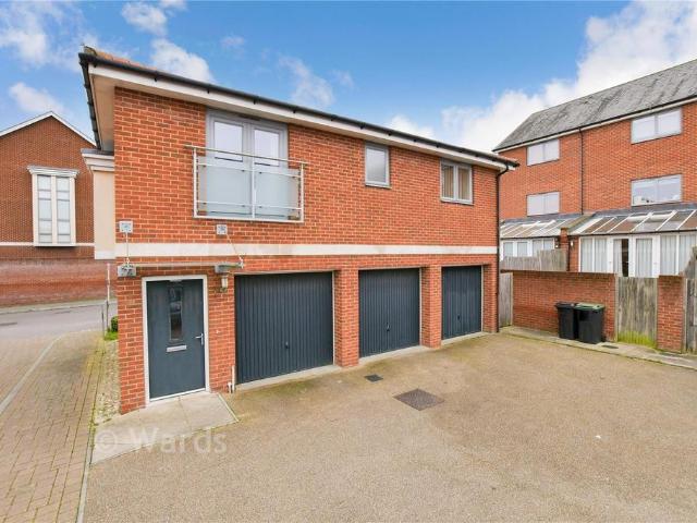 2 bedroom coach house for sale