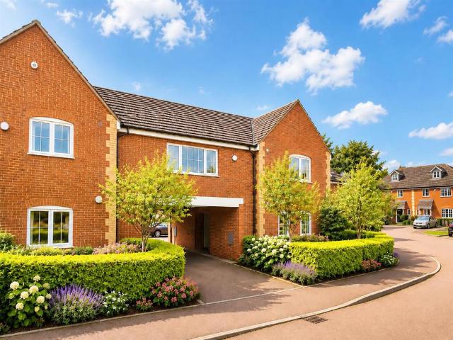 2 bedroom coach house for sale