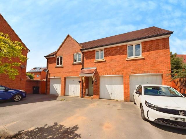 2 bedroom coach house for sale