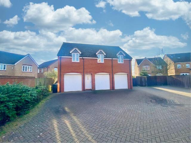 2 bedroom coach house for sale
