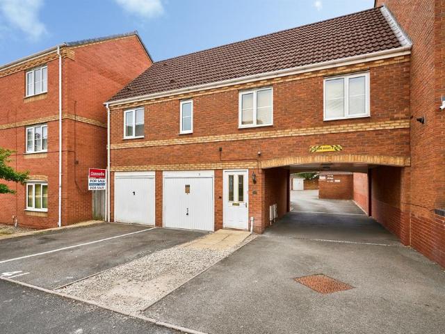 2 bedroom coach house for sale