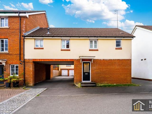2 bedroom coach house for sale