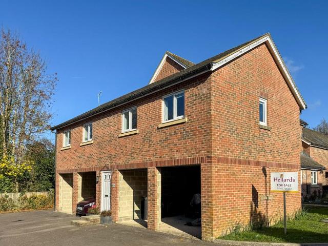 2 bedroom coach house for sale