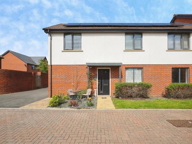 2 bedroom coach house for sale