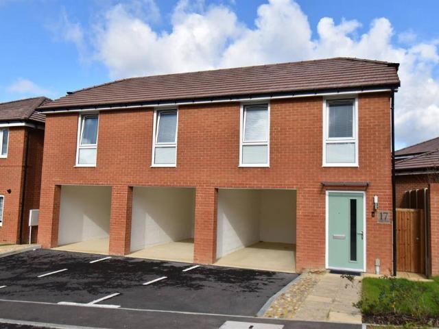 2 bedroom coach house for sale