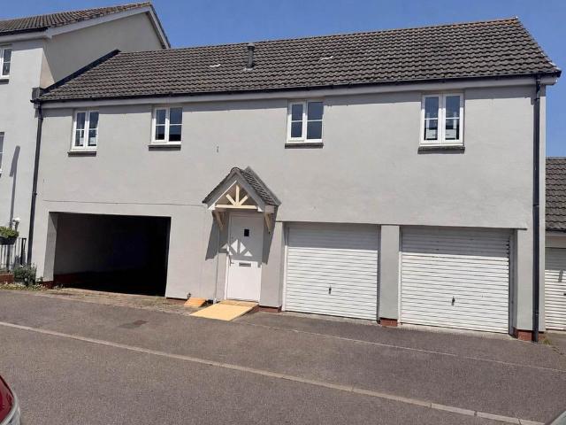 2 bedroom coach house for sale